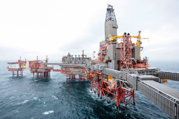 Philippines Eyes Joint Exploration Deal with China in South China Sea ...
