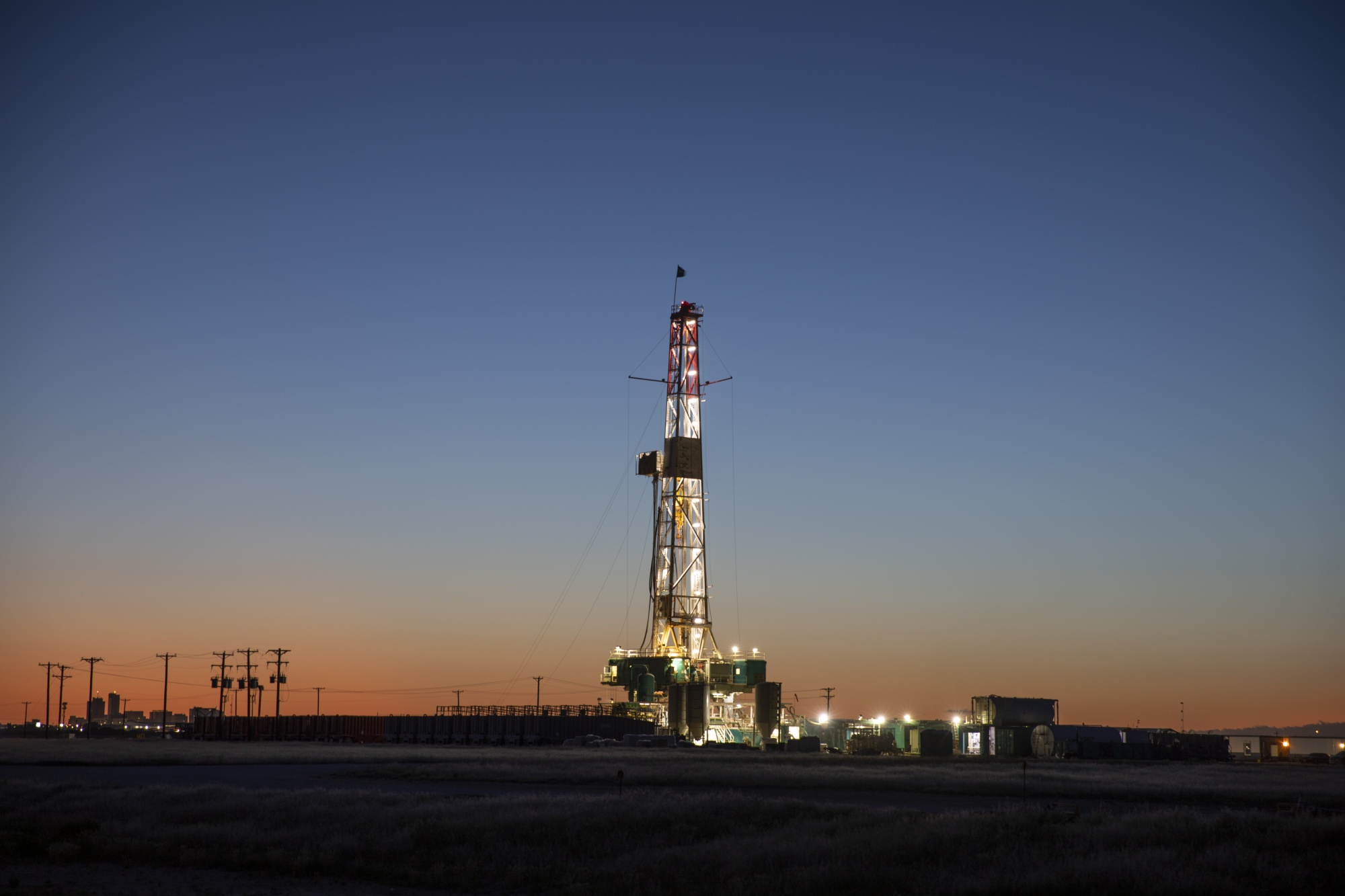 Shale oil output threatens to peak in 2024, Energy Aspects says – Oil ...