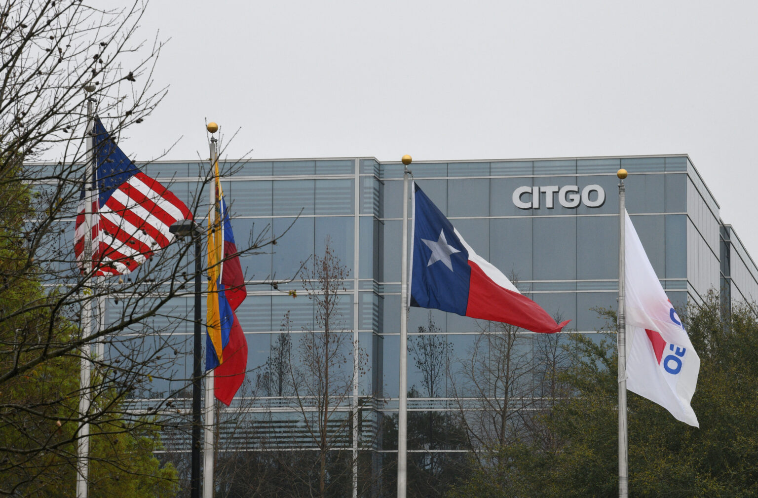 A tale of setbacks as Venezuela’s Citgo heads to US auction – Oil & Gas 360