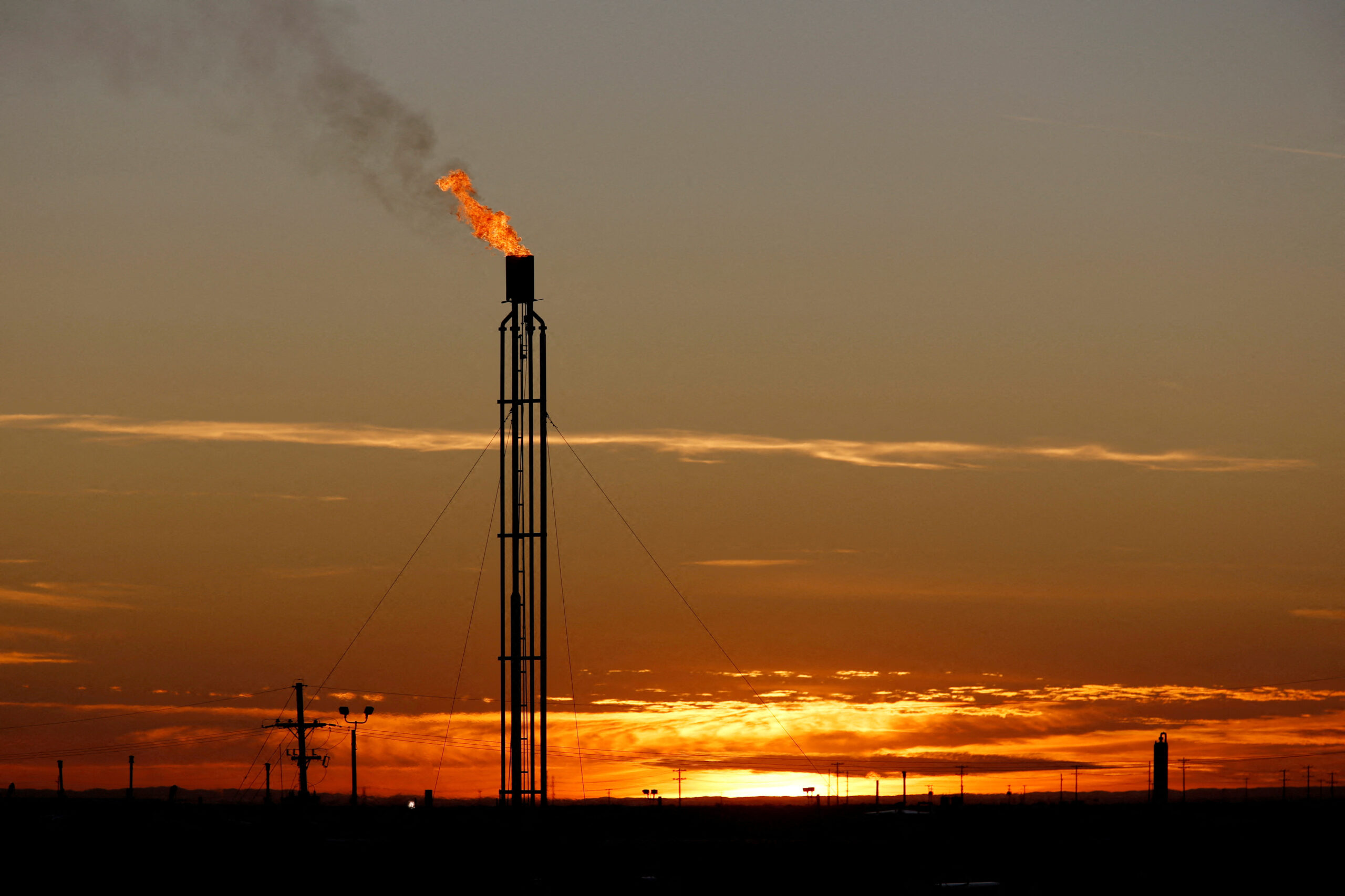 Texas operators turn to flaring amid weak gas prices - Oil & Gas 360