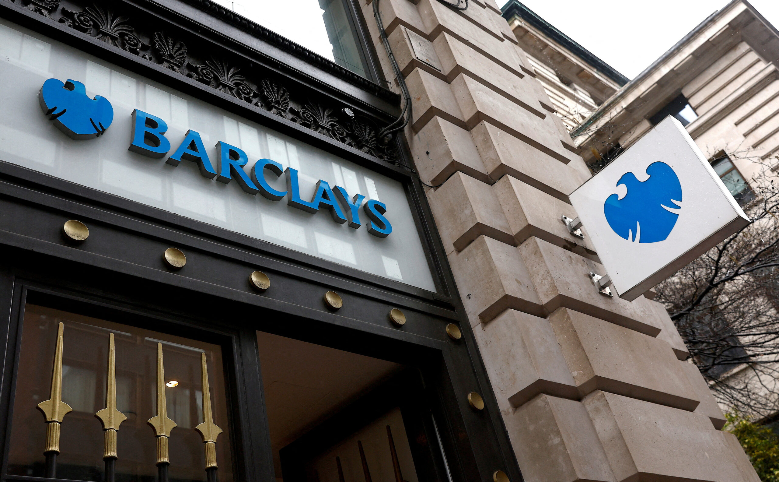Banks can’ go “cold turkey” on oil and gas industry without energy ...